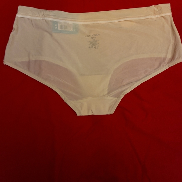 Vanity Fair | Intimates & Sleepwear | 2 Vanity Fair Light Luxe White ...